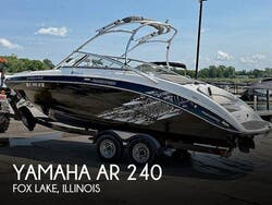 2025 Yamaha AR 220 specs and literature guide