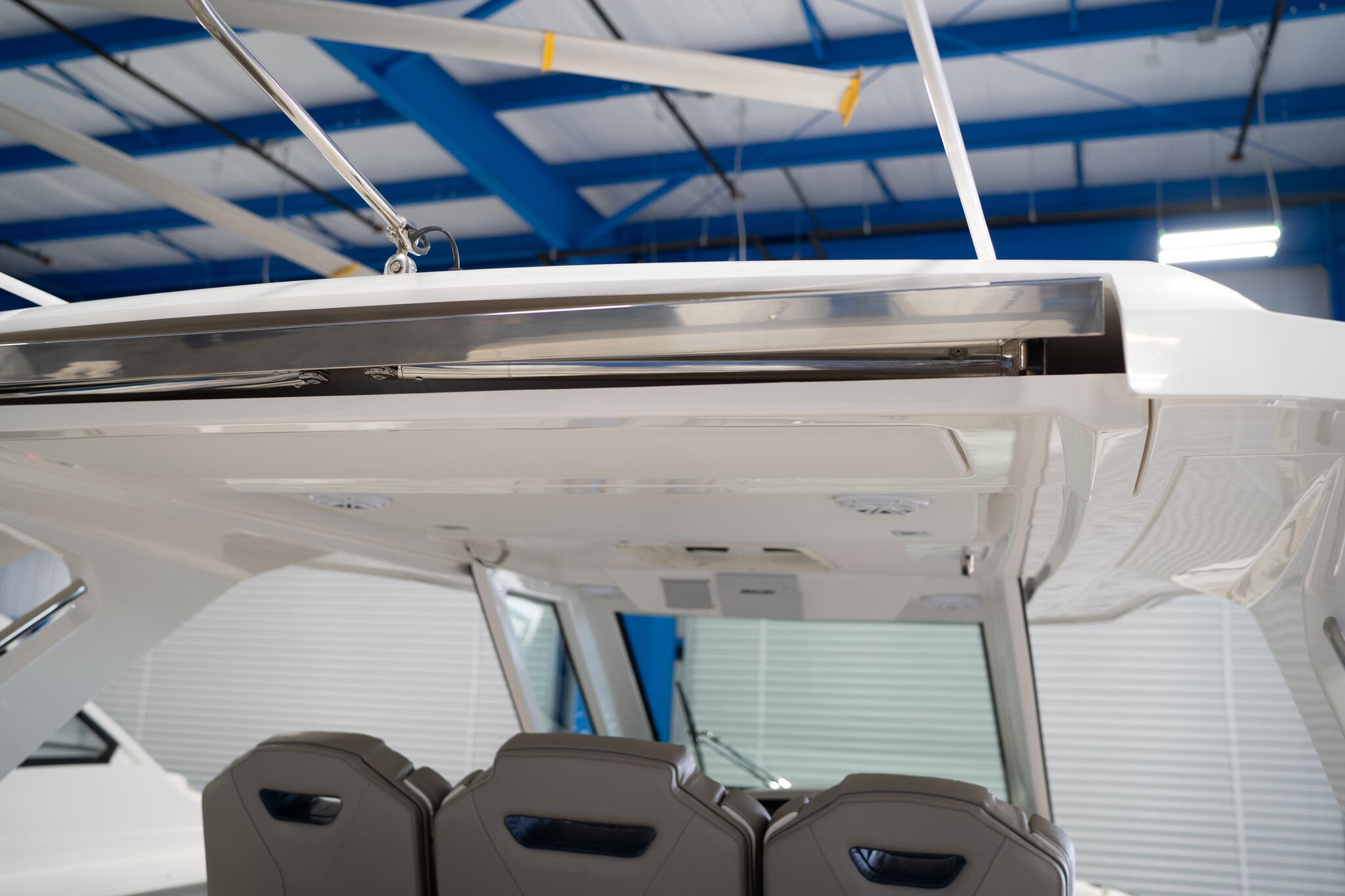 2022 Tiara Yachts 34LS 34 LS