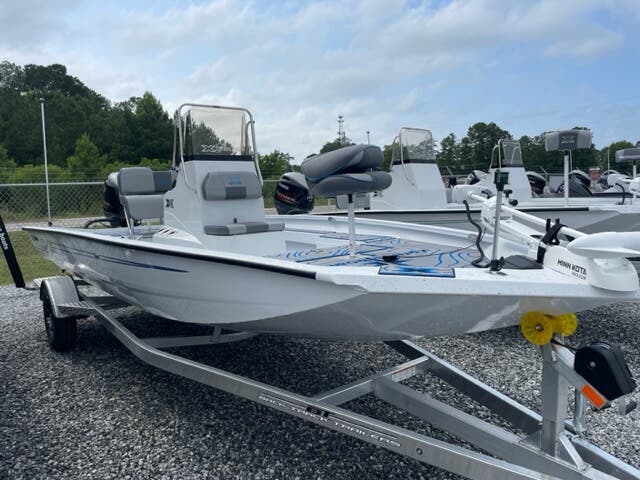 2024 Xpress Hyper-Lift Series H20B
