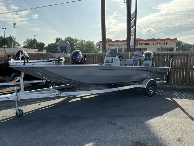 2025 Xpress Xplorer Series XP20CC