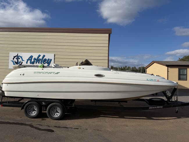 2000 Starcraft Marine Aurora 2415