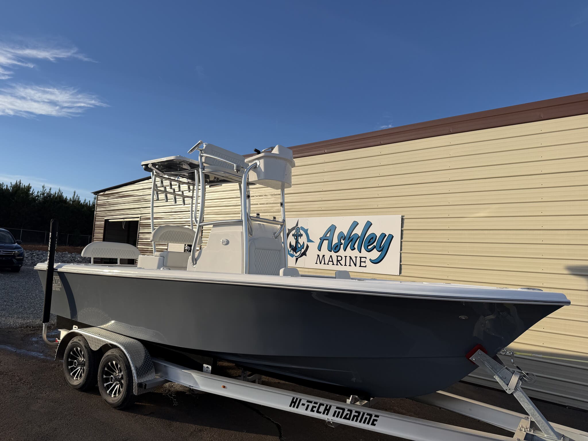 Center Console - 2026 Delta Boatworks D245 CC | Motor & Keel