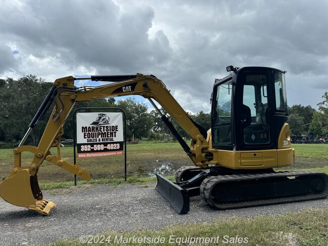 CATERPILLAR 304 CR MINI EXCAVATOR