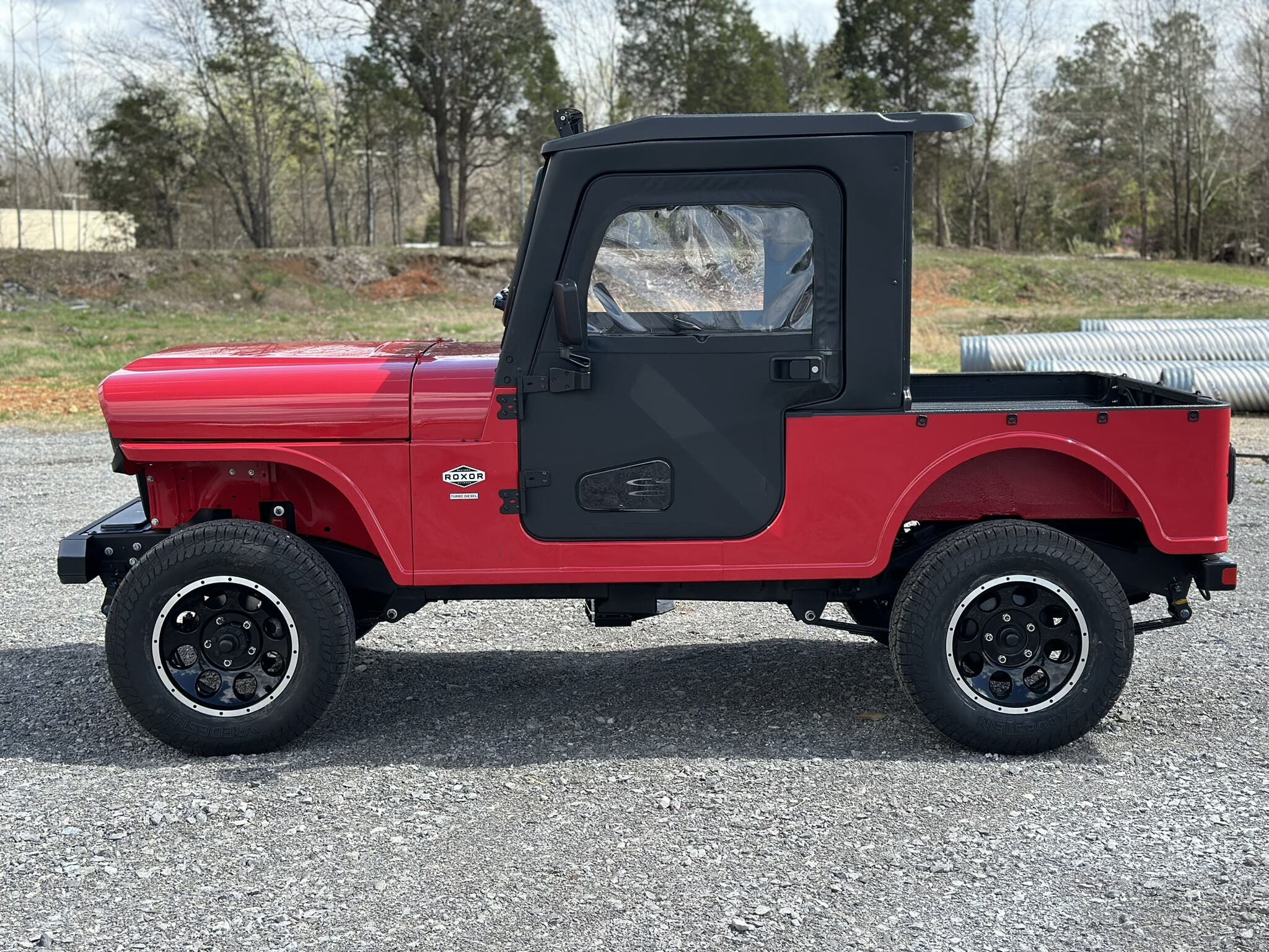 2024 Mahindra Roxor