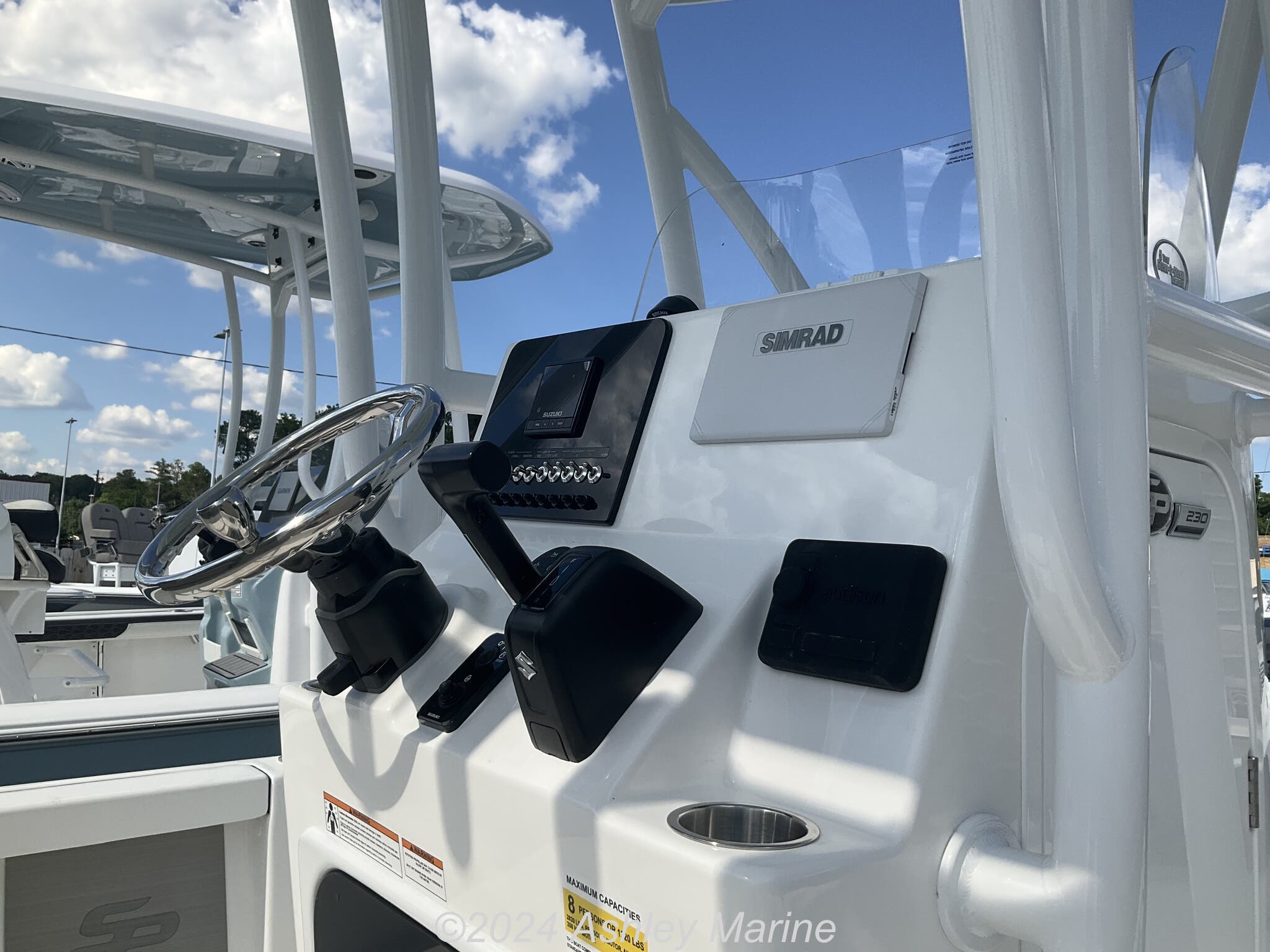 2024 Sea Pro 230 Bay