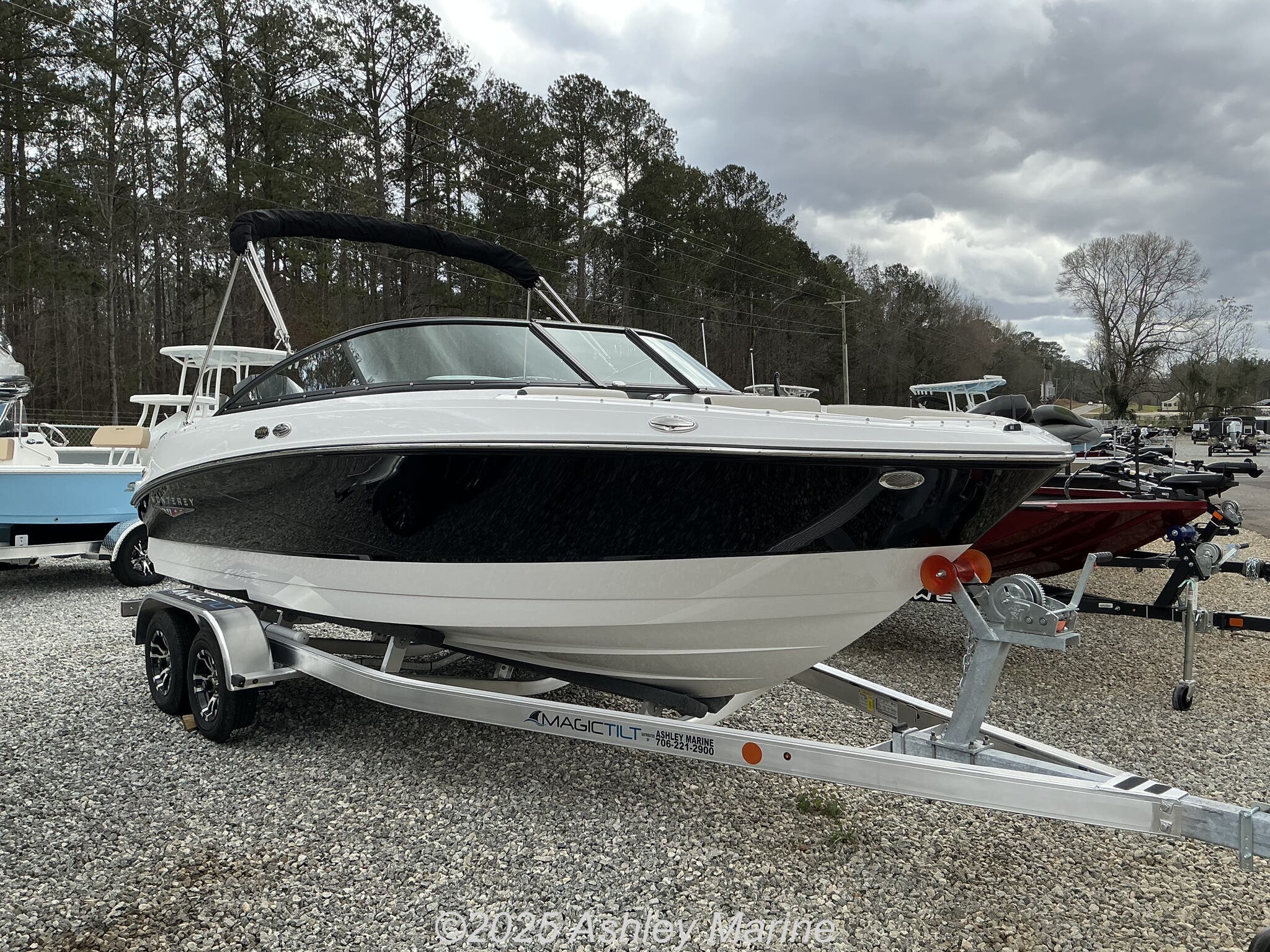 Bowrider - 2025 Monterey M Series (Outboard) M-205 | Motor & Keel