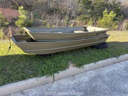 2025 Lund Jon Boat 1040