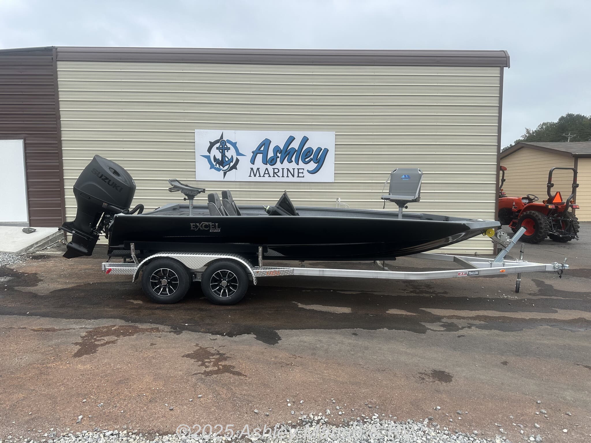 Bass Boat - 2026 Excel EX 203 | Motor & Keel