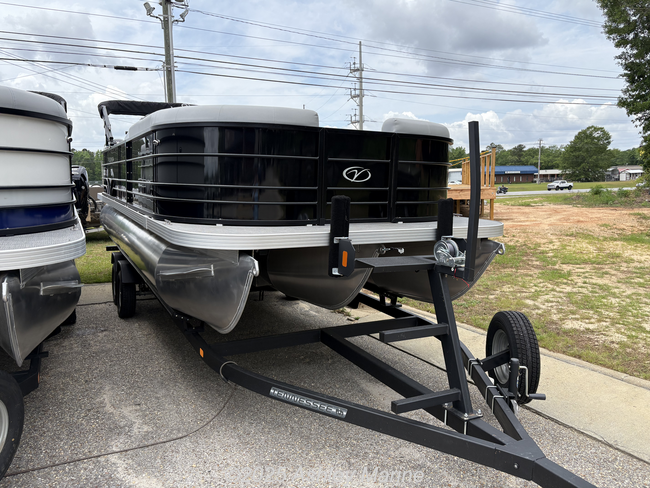 2025 Veranda Vista View Series VV22 150HP TRITOON