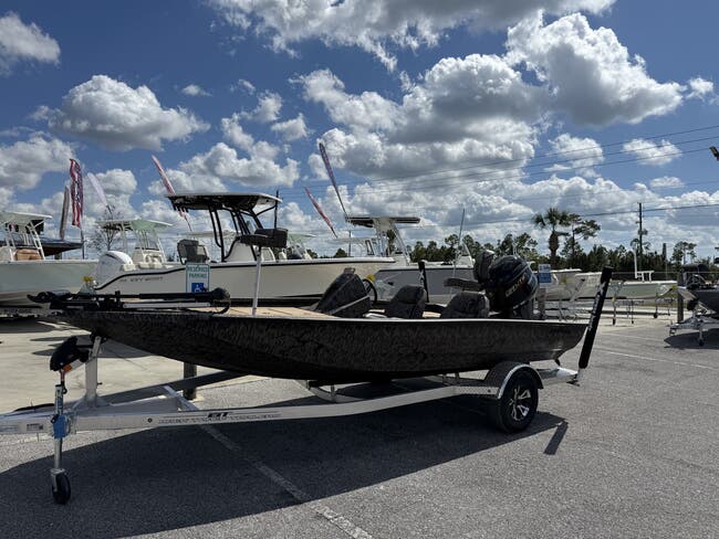 2026 Xpress Hyper-Lift Bass Series H18