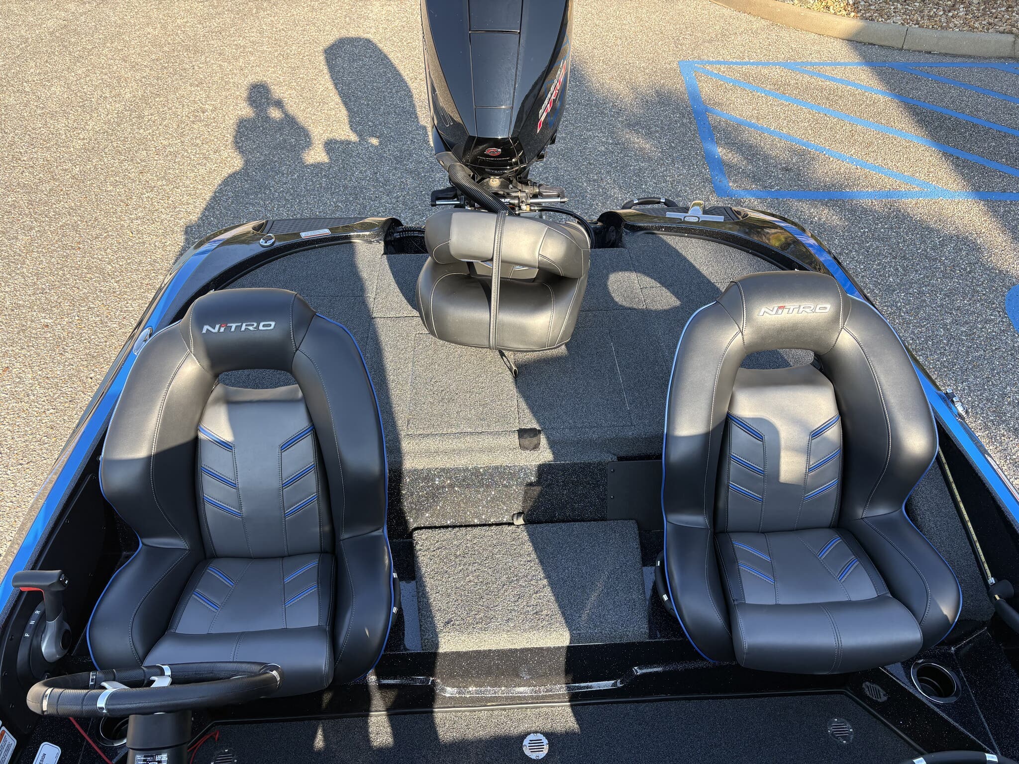Bass Boat - 2022 Nitro Z 18 DUAL CONSOLE | Motor & Keel