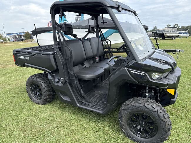 2025 Can-Am Defender DEF-8ESF