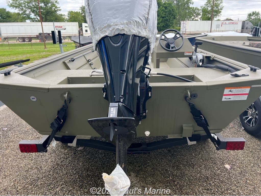 Jon Boat - 2022 Lowe Roughneck 1860 RAMBLER | Motor & Keel
