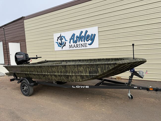 2026 Lowe Boats Roughneck Tiller 1760 Deluxe